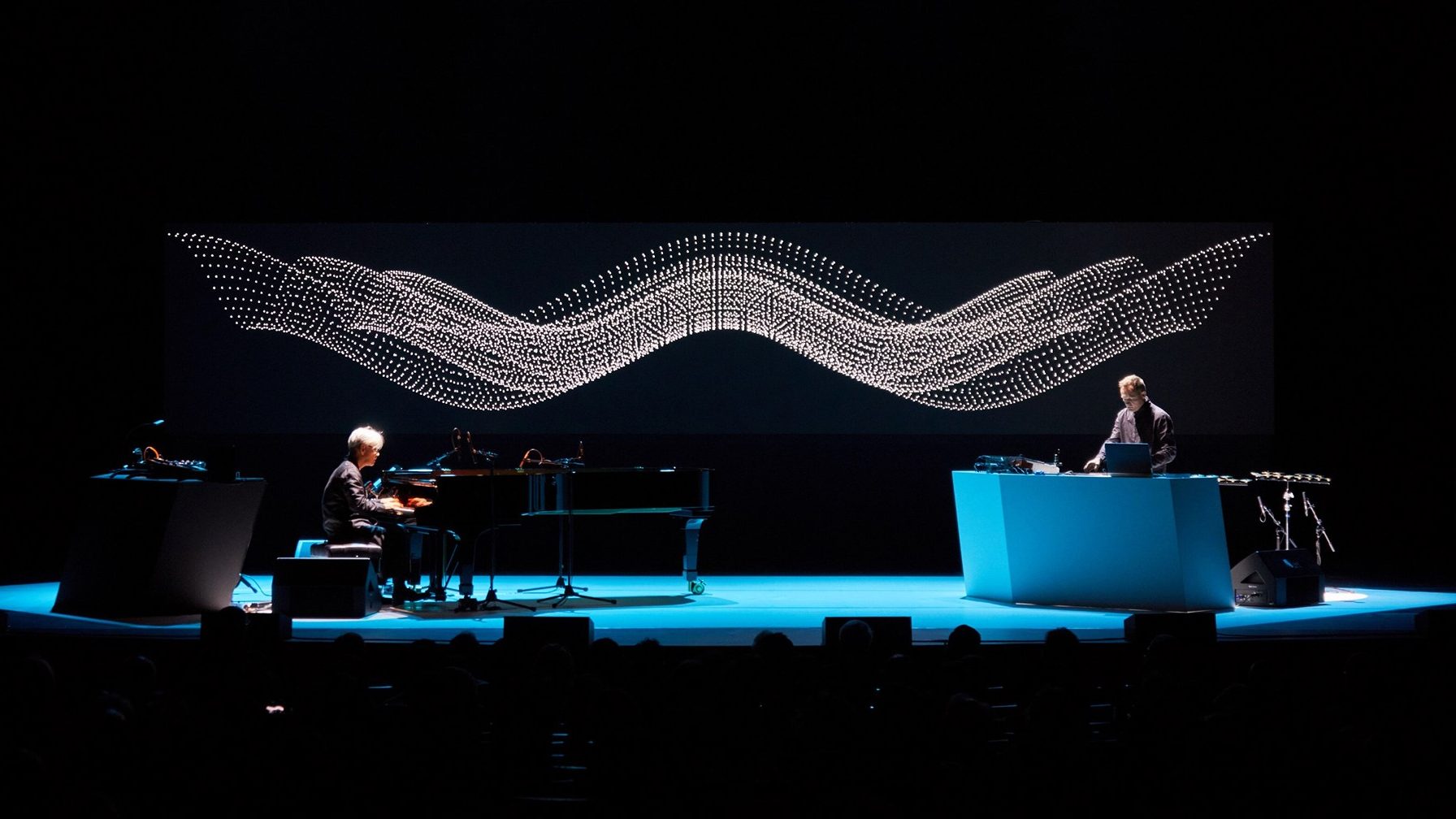 Alva Noto & Ryuichi Sakamoto - I Teatri di Reggio Emilia