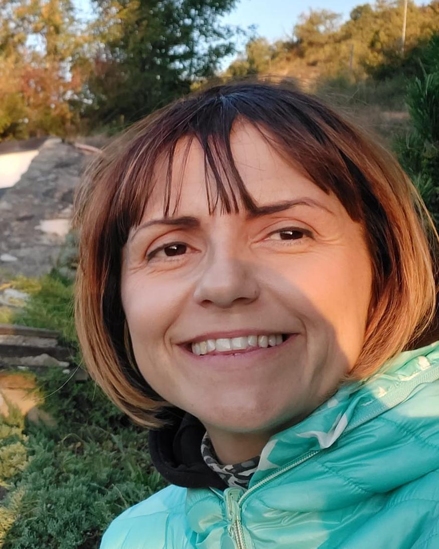 Lucia Capuzzi, Viviana Daloiso e Antonella Mariani - I Teatri di Reggio ...